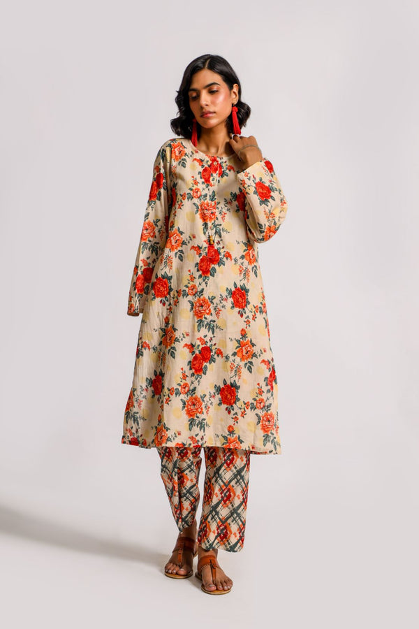 Trendy Clothes & Outfits for Women in Pakistan 2025 – Ismail’s Clothing